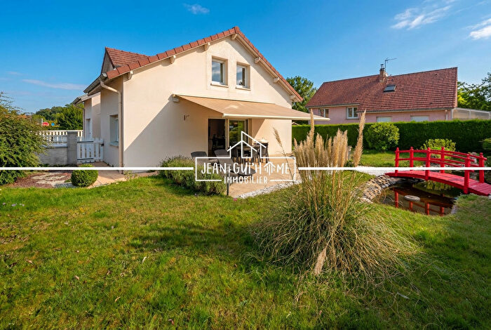 Maison à vendre - Uxegney - 5 pièces - 3 chambres