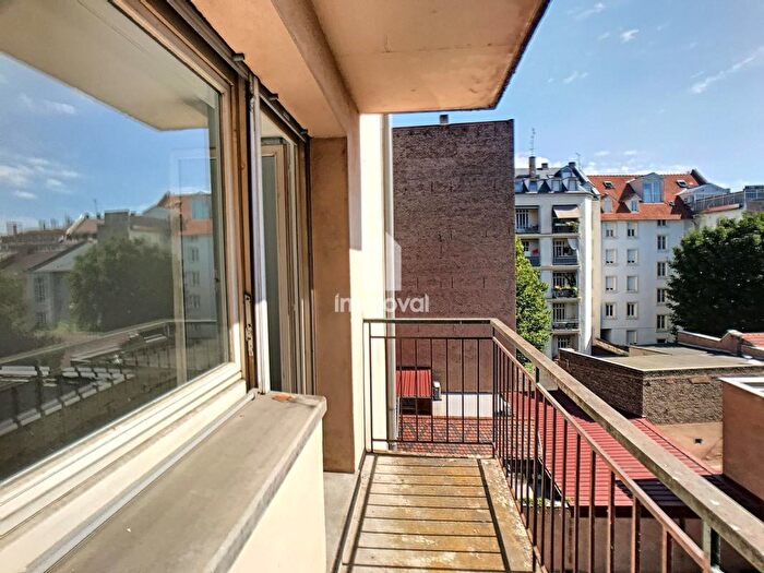 Appartement à louer - Strasbourg, Forêt Noire - 1 pièce - 1 chambre