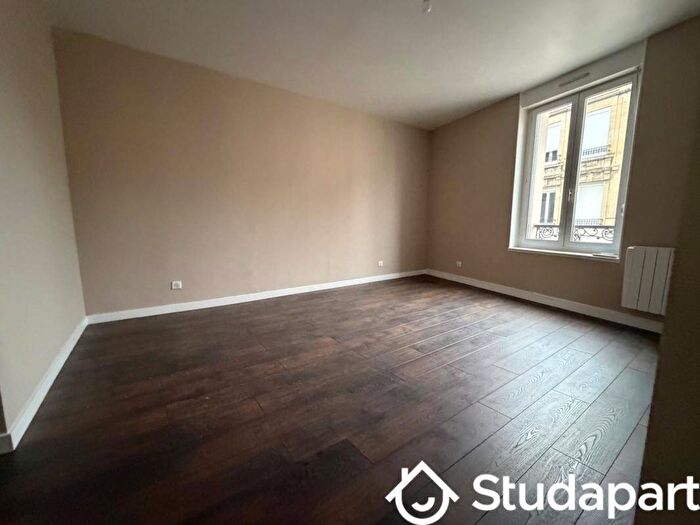 Appartement à louer - Cernay Jamin-Jean Jaurès-Epinettes, Reims - 2 pièces - 1 chambre