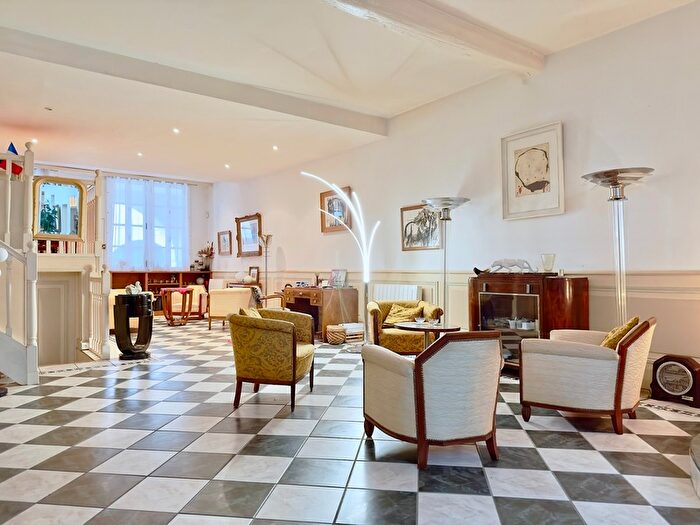 Appartement à vendre - La Rochelle, Centre-ville, Vieux-port, Marché - 4 pièces - 3 chambres