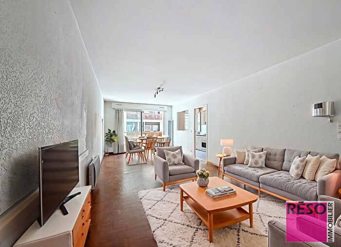 Appartement à vendre - Annemasse - 3 pièces - 2 chambres