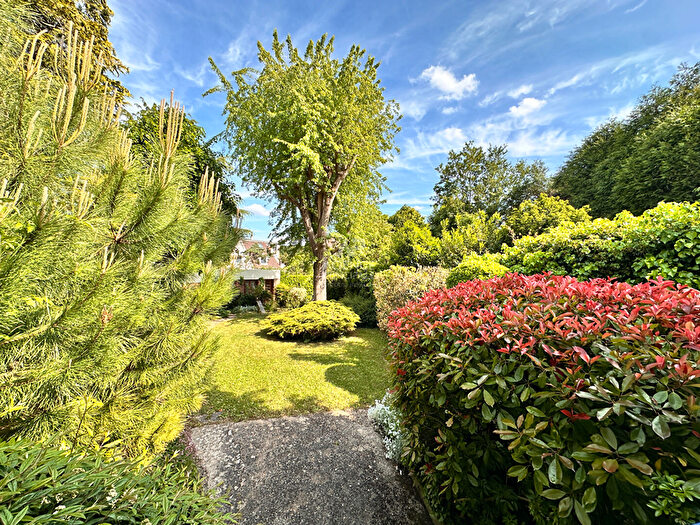 Maison à vendre - Chaville, Ursine - 10 pièces - 6 chambres