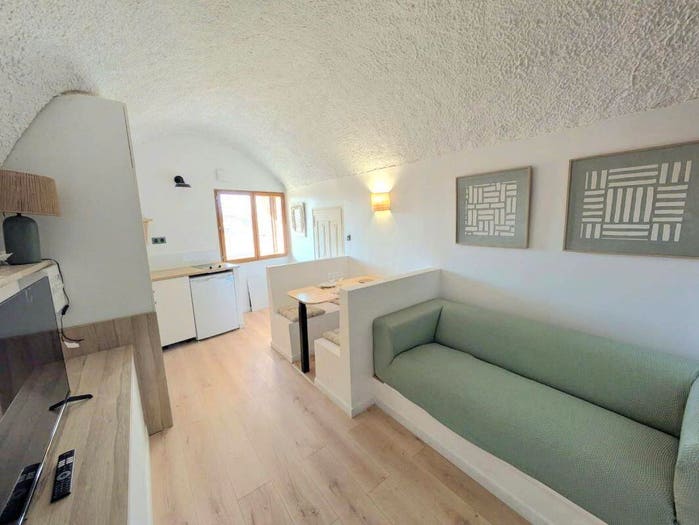 La Verdière : Appartement 2 pièces à louer