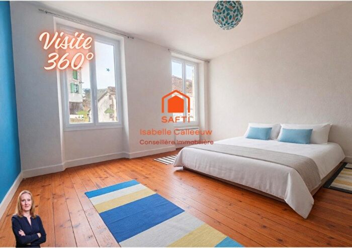 Maison à vendre - Montmoreau-Saint-Cybard - 5 pièces - 3 chambres