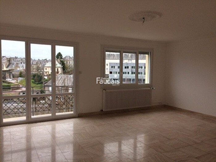 Coutances : Appartement 5 pièces à louer