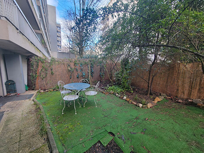 Appartement à louer - Paris e , Télégraphe, Pelleport, Saint-Fargeau - 1 pièce