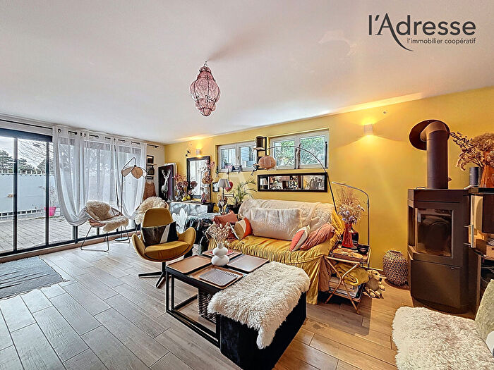 Maison à vendre - Rueil-Malmaison, Mont Valerien - 4 pièces - 3 chambres