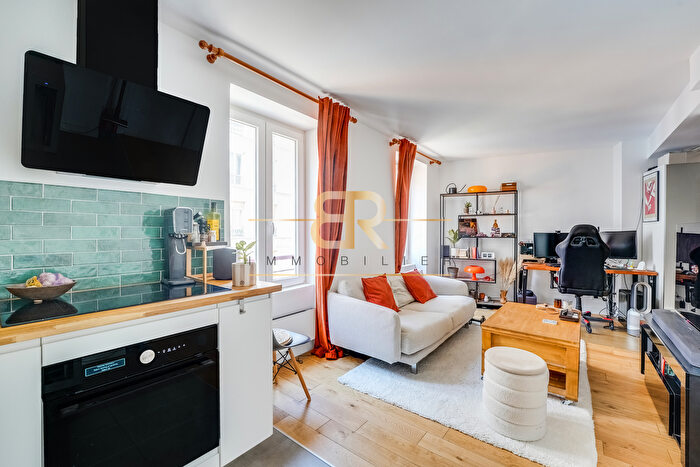 Paris 11ème, Belleville, Saint-Maur : Appartement 2 pièces à vendre