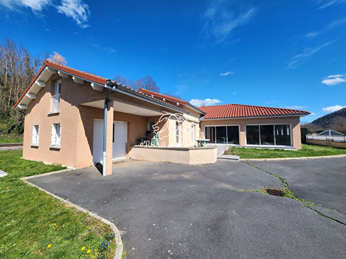 Maison à vendre - Lavoûte-sur-Loire - 7 pièces - 5 chambres