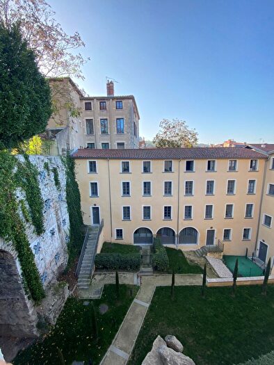 Appartement à louer - Les-Collines, Vienne - 1 pièce