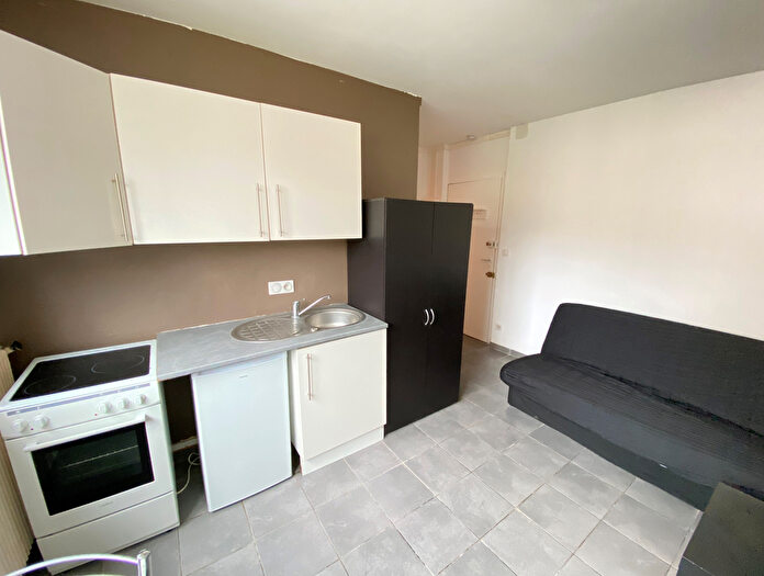 Bourges, Centre-ville, Charlet, Lahitolle, Pignoux, Sembat - Appartement 1 pièce à louer