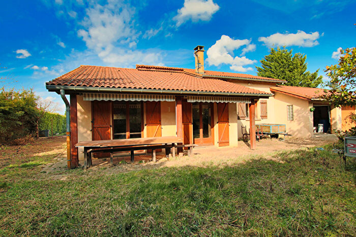 Maison à vendre - Saint-Pierre-de-Chandieu - 4 pièces - 3 chambres