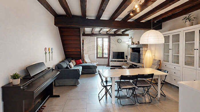 Maison à vendre - Orléans - 8 pièces - 4 chambres