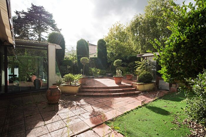 Maison à vendre - Mâcon, Héritan, Neuf Clés - 5 pièces - 3 chambres