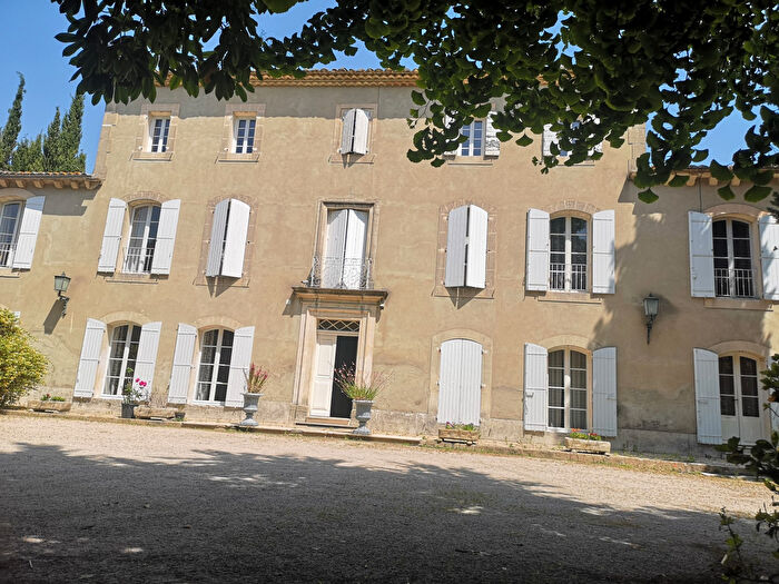 Maison à vendre - Entraigues-sur-la-Sorgue - 16 pièces - 8 chambres