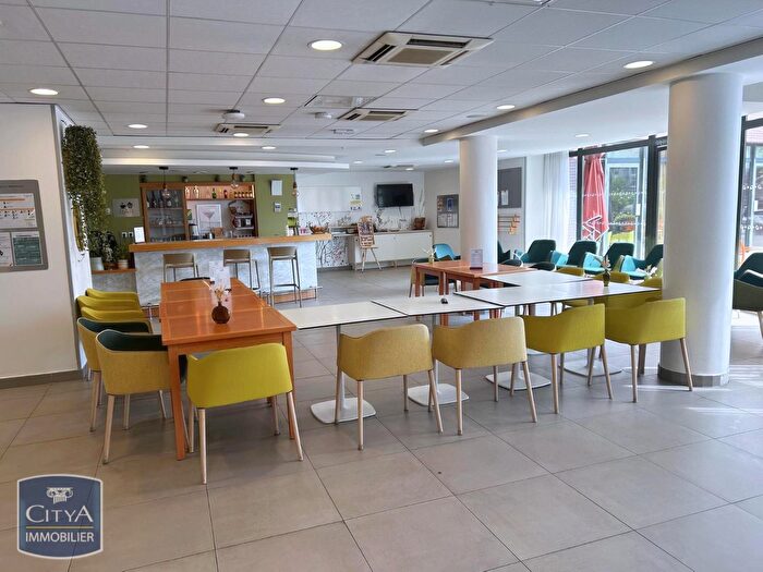 Appartement à vendre - Villeneuve-le-Roi, Bord de lEau - 2 pièces - 1 chambre