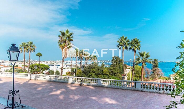 Vallauris, Puadon, Plateau de Bernis, Super Cannes, Le Maure : Maison 6 pièces à vendre