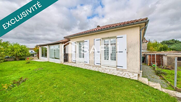 Maison à vendre - Mauzé-sur-le-Mignon - 4 pièces - 3 chambres