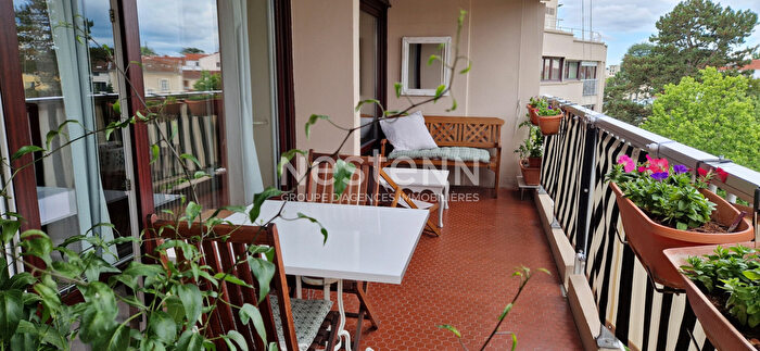 Appartement 4 pièces à vendre à Écully, Centre-ville
