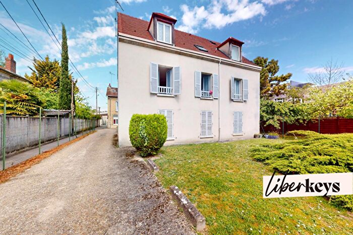 Beaumont-sur-Oise - Appartement 2 pièces à vendre