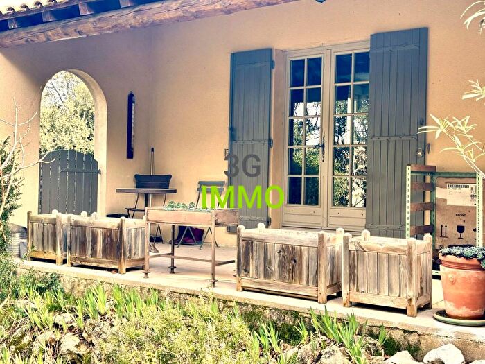 Maison à vendre - Uzès - 6 pièces - 3 chambres