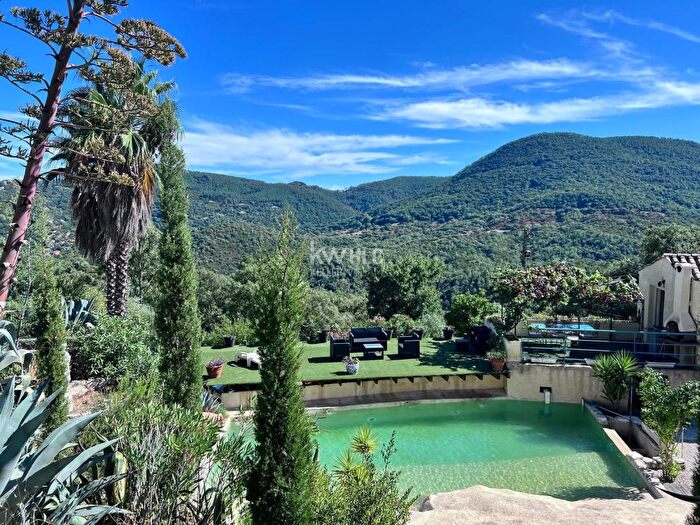 Maison à vendre - Les Adrets-de-lEstérel - 15 pièces - 8 chambres