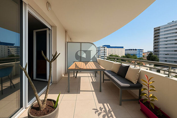 Appartement à vendre - Marseille e , Les Chartreux - 3 pièces - 2 chambres