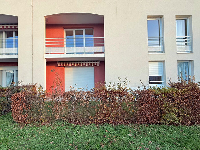 Appartement à vendre - Vierzon, Villages - 2 pièces - 1 chambre