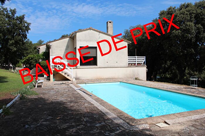 Maison 7 pièces à Mus, à vendre