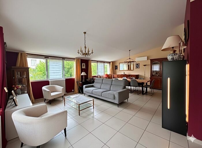 Maison à vendre - Saumur, Nantilly - 9 pièces - 5 chambres