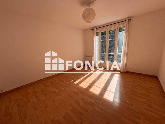Abry, Grenoble : Appartement 3 pièces à louer