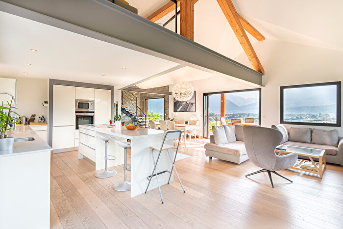 Maison à vendre - Saint-Jorioz - 6 pièces - 4 chambres