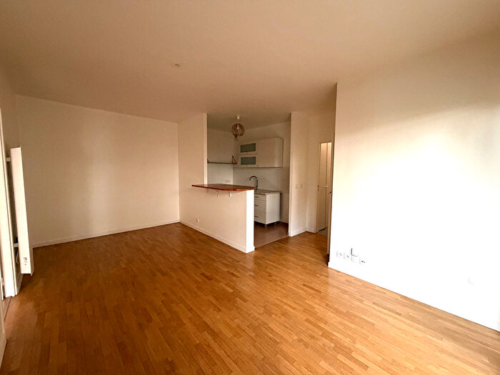 Appartement à vendre - Enghien-les-Bains - 3 pièces - 2 chambres