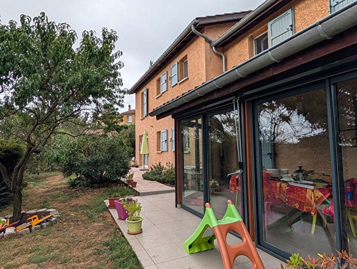 Maison 10 pièces à vendre à Chuyer