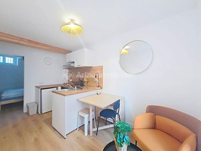 Appartement à louer - Charras, Clermont-Ferrand - 2 pièces - 1 chambre