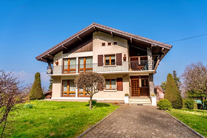 Maison à vendre - Évian-les-Bains - 9 pièces - 7 chambres