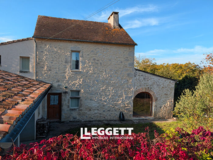 Maison à vendre - Saint-Exupéry - 9 pièces - 4 chambres