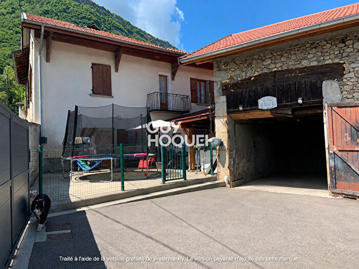 Maison 5 pièces à vendre à Barraux