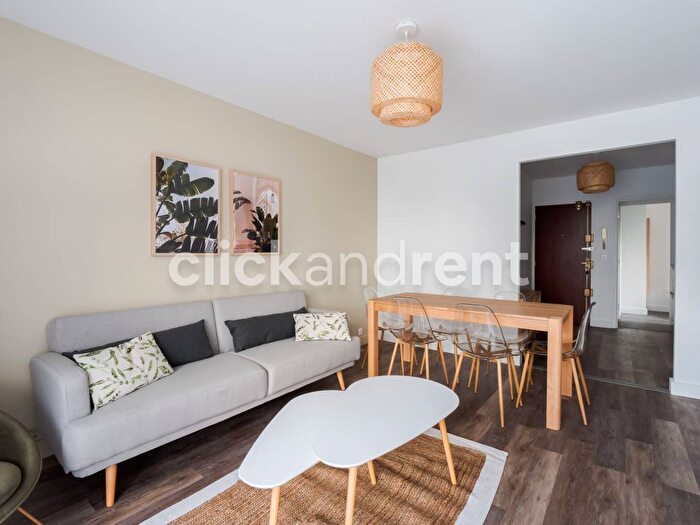 Appartement à louer - Les Linandes, Cergy - 5 pièces - 4 chambres