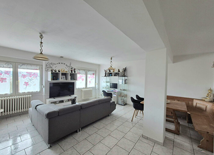 Appartement à vendre - Homécourt - 8 pièces - 5 chambres