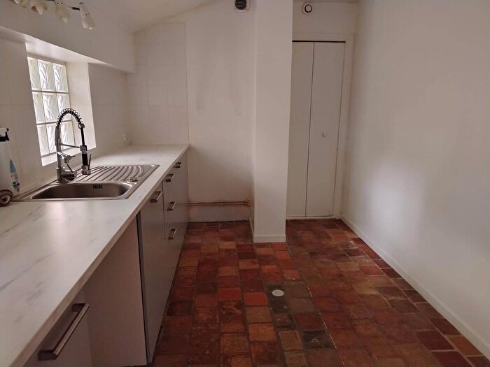 Maison 4 pièces à louer à Grosrouvre
