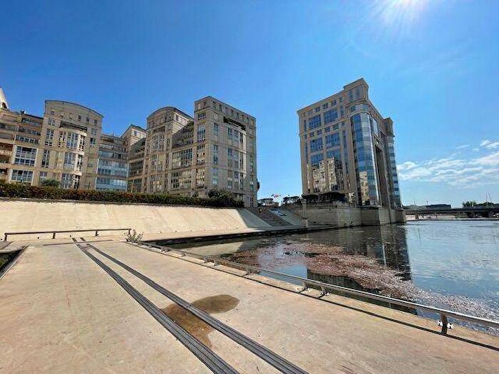 Appartement à louer - Port Marianne, Richter, Montpellier - 3 pièces - 2 chambres