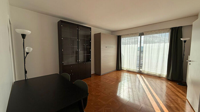 Appartement à louer - Paris e , Georges Brassens - 1 pièce