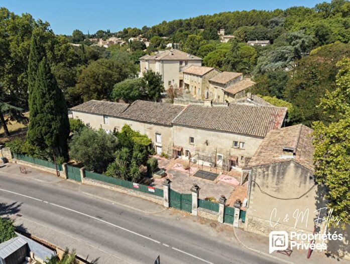 Maison 11 pièces à vendre - Sauveterre