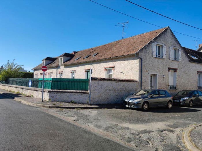 Appartement 3 pièces à Château-Landon, à louer