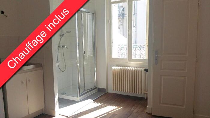 Appartement à louer - Tours, Lakanal, Strasbourg - 1 pièce