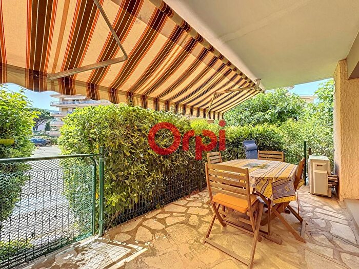 Appartement à vendre - Sainte-Maxime, Virgiles, Capet dAzur, Souleyas, Croisette - 3 pièces - 2 chambres