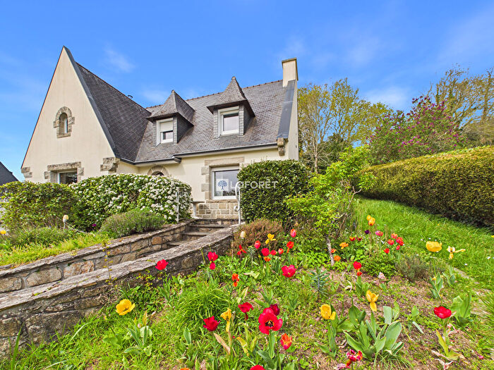 Maison à vendre - Ergué-Gabéric - 7 pièces - 5 chambres
