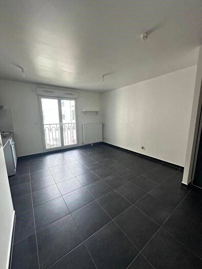 Appartement 1 pièce à Bois Saint Martin-Yvris-Richardets-Monfort, Noisy-le-Grand, à louer