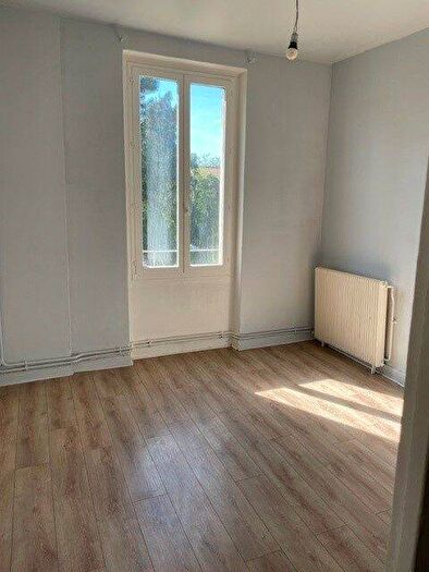Le Sud, Vaulx-en-Velin : Appartement 1 pièce à louer